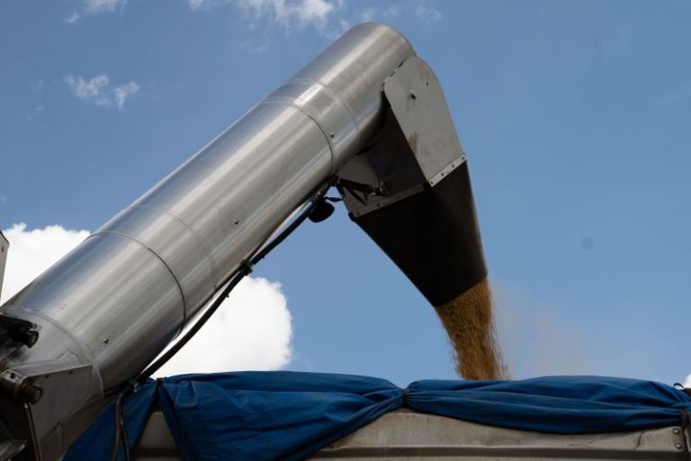 Fert Kronos – AMAZONE E MP AGRO – O mais alto nível de precisão